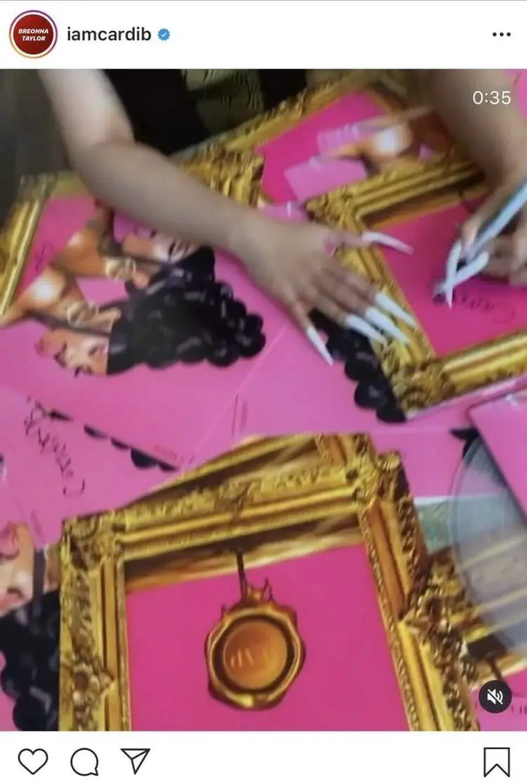 11 Chart Topping Artists, A-List Celebrities That Sell Their Autograph ...