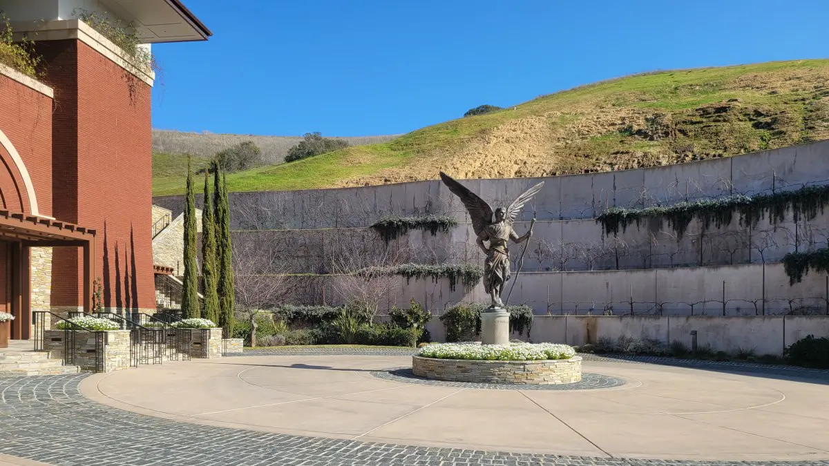 Skywalker Ranch Tour Review [Cost, How-To Visit, and FAQs] – Tales From ...