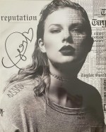 Taylor Swift Signature Study: Tell Her Real Autograph From Fakes ...