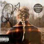 Taylor Swift Signature Study: Tell Her Real Autograph From Fakes ...