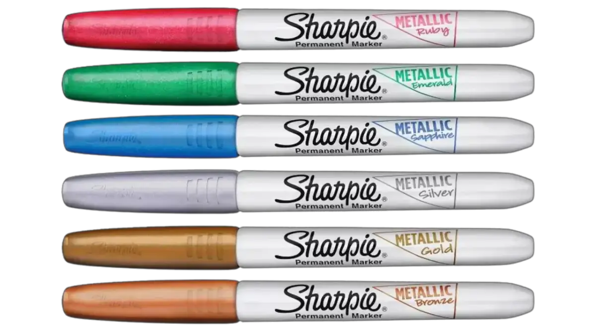 8 Best Markers for Autographs [Deco Color, Sharpie, Sakura, More]