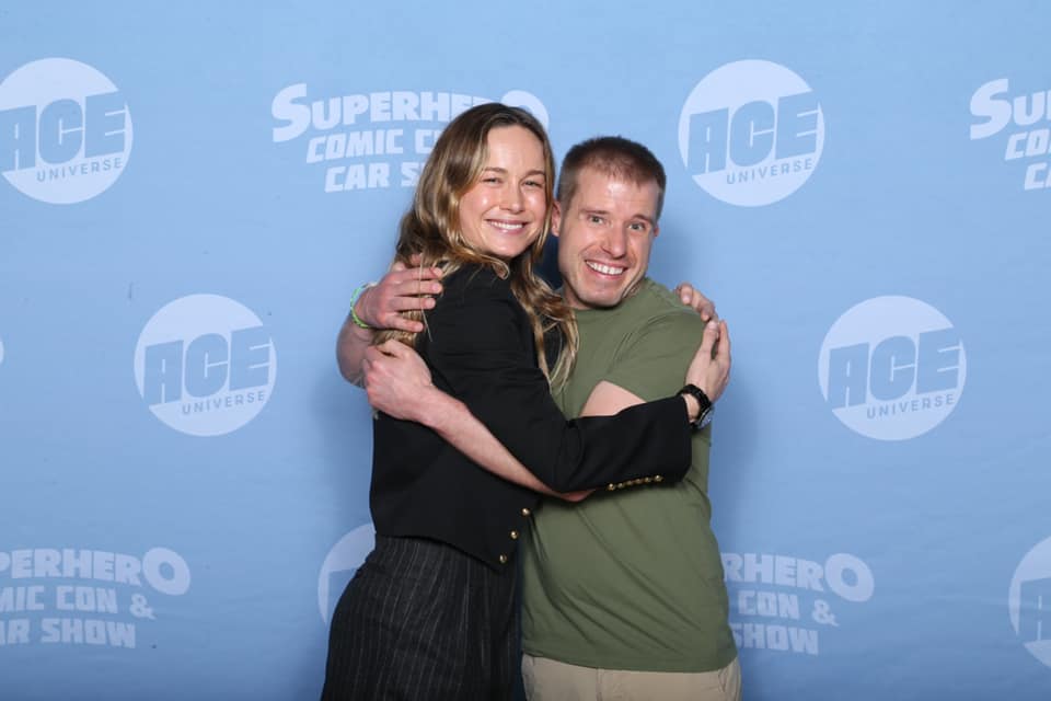 Brie Larson Photo Op Hug