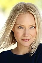 Anna-Holton