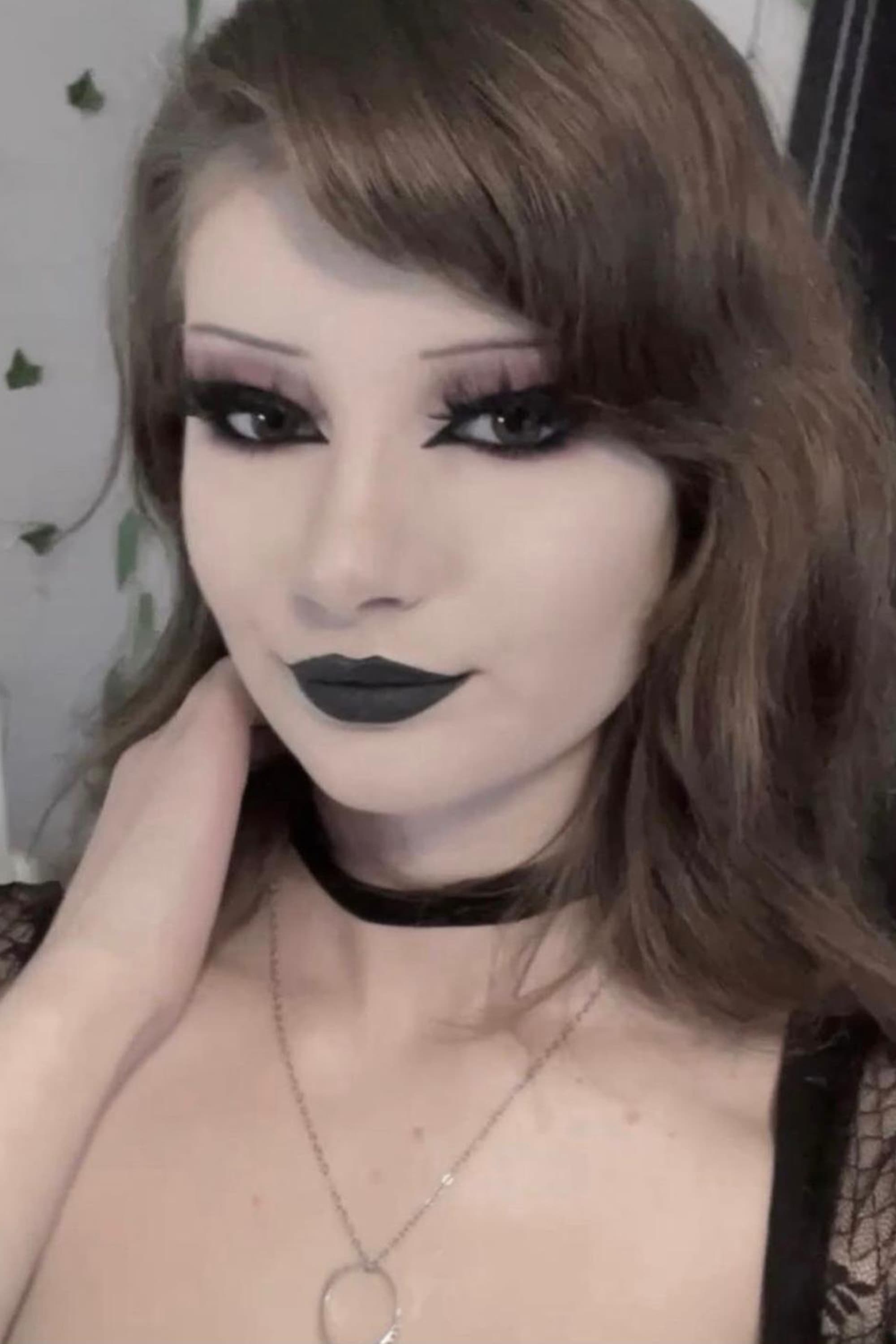 Darcy_Lee_profile – Tales From The Collection