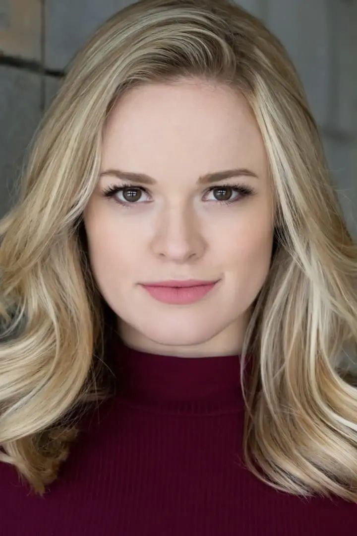 Emily_Topper_profile – Tales From The Collection