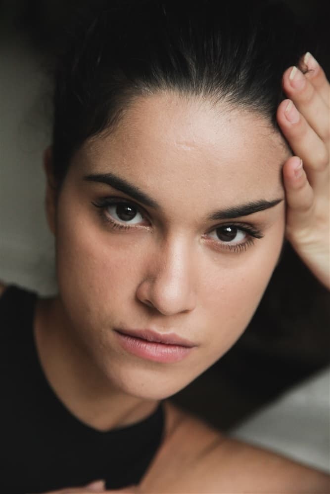 Hiba_Bennani_profile – Tales From The Collection