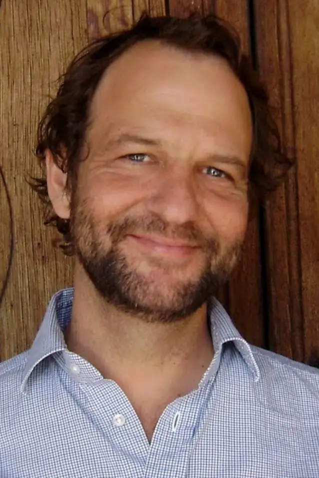 Justin_Ashforth_profile – Tales From The Collection