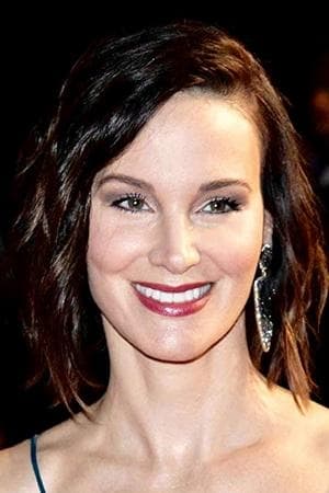 Kerri_Lynn_Miller_profile – Tales From The Collection