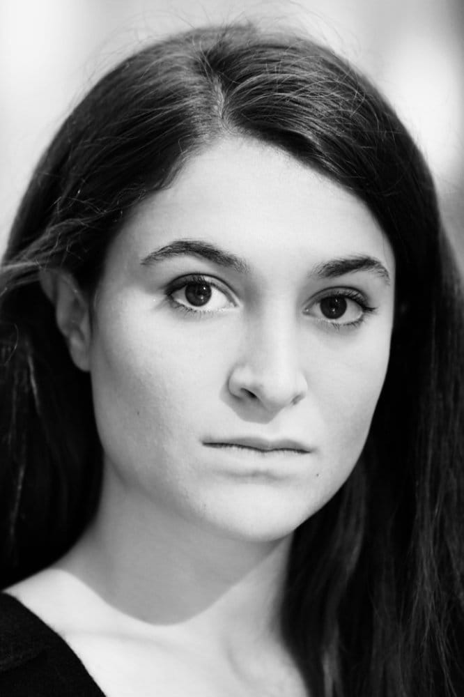 LaurC3A8ne_Doval_profile-1