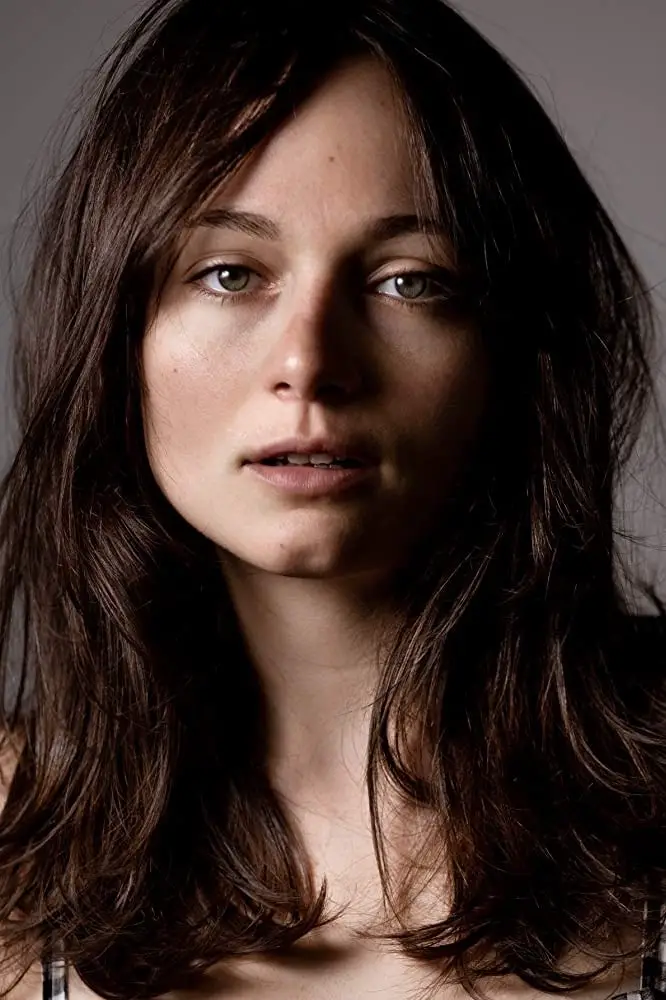 Lilli_Stein_profile – Tales From The Collection