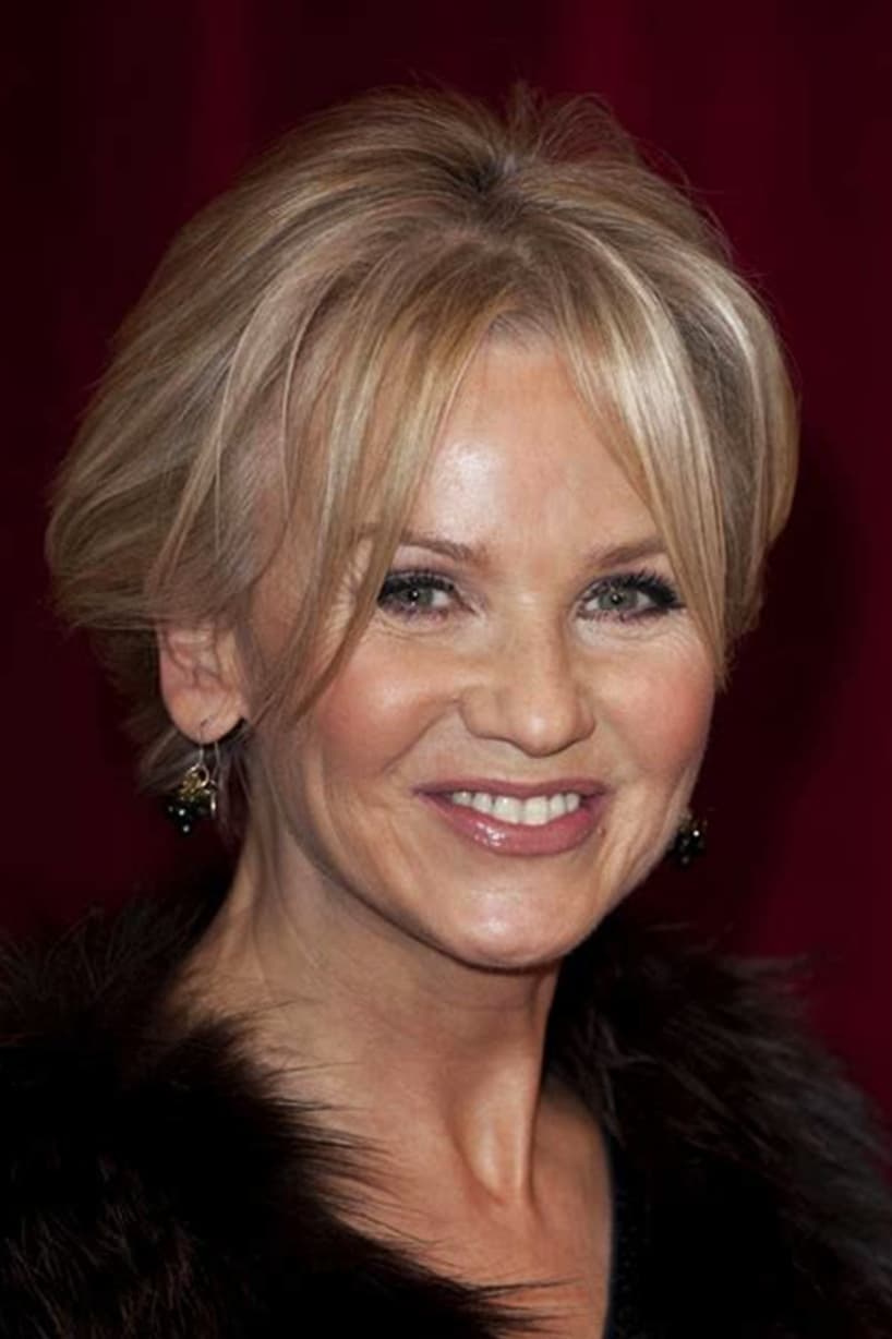 Lisa_Maxwell_profile