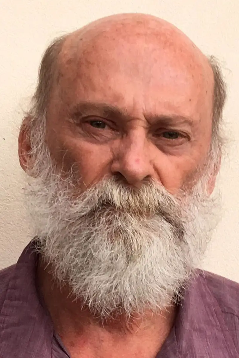 Michael Earl Profile