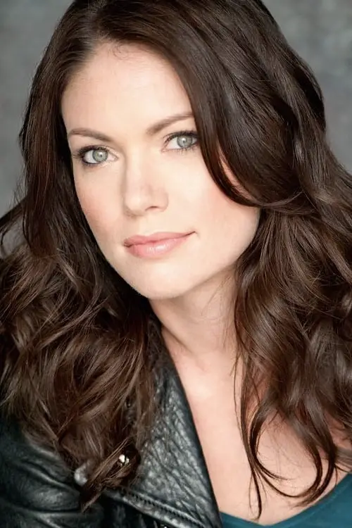 Nicole_Foster_Callahan_profile-1 – Tales From The Collection