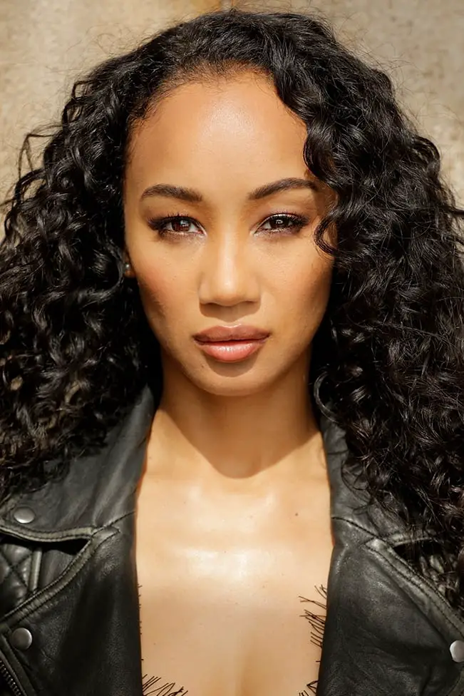 Tiffany_Lauren_Bennicke_profile – Tales From The Collection