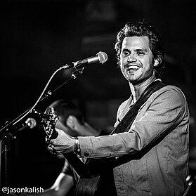 279px-Steve_Moakler_-_Joes_Weed_St_Chicago_5.18.18_-_C2A92018_Jason ...
