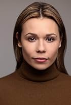 Amanda Knapic Contact Info: [Fan Mail, Business, Autographs, & More ...