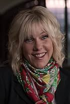 Lisa Hunter Contact Info: [Fan Mail, Business, Autographs, & More ...